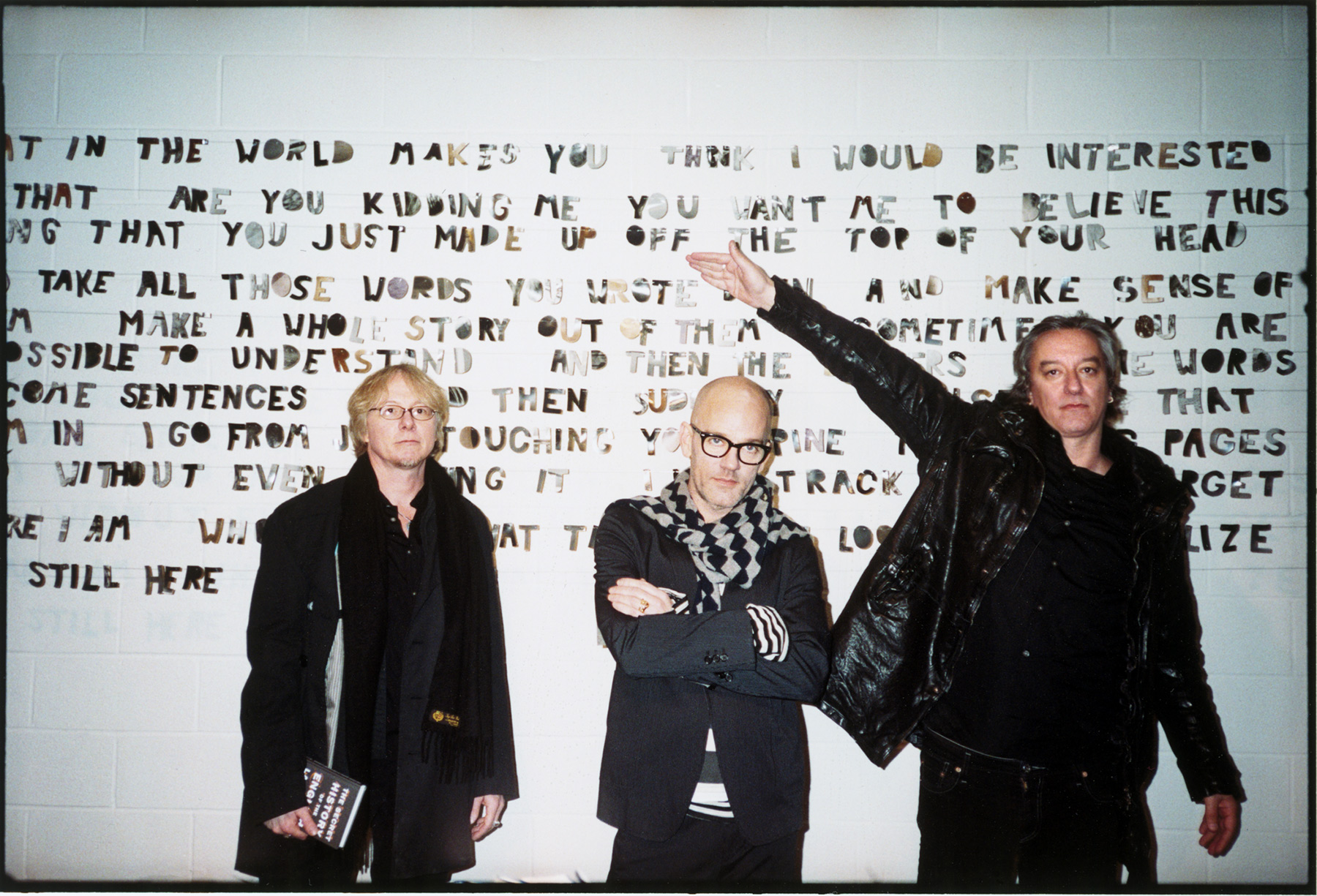 R.E.M. - Hier könnt ihr das Original und den Remix von "Monster ...